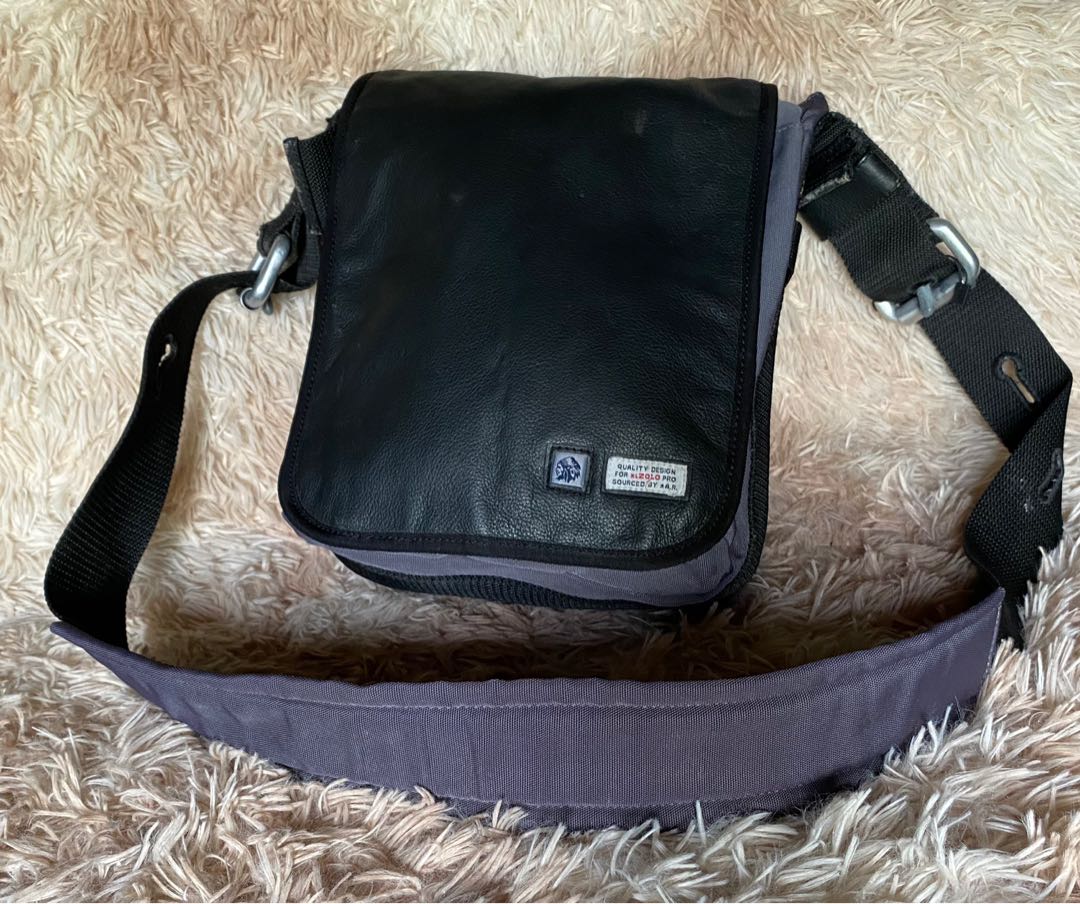 XL Zolo Sling Bag, Men's Fashion, Bags, Sling Bags on Carousell