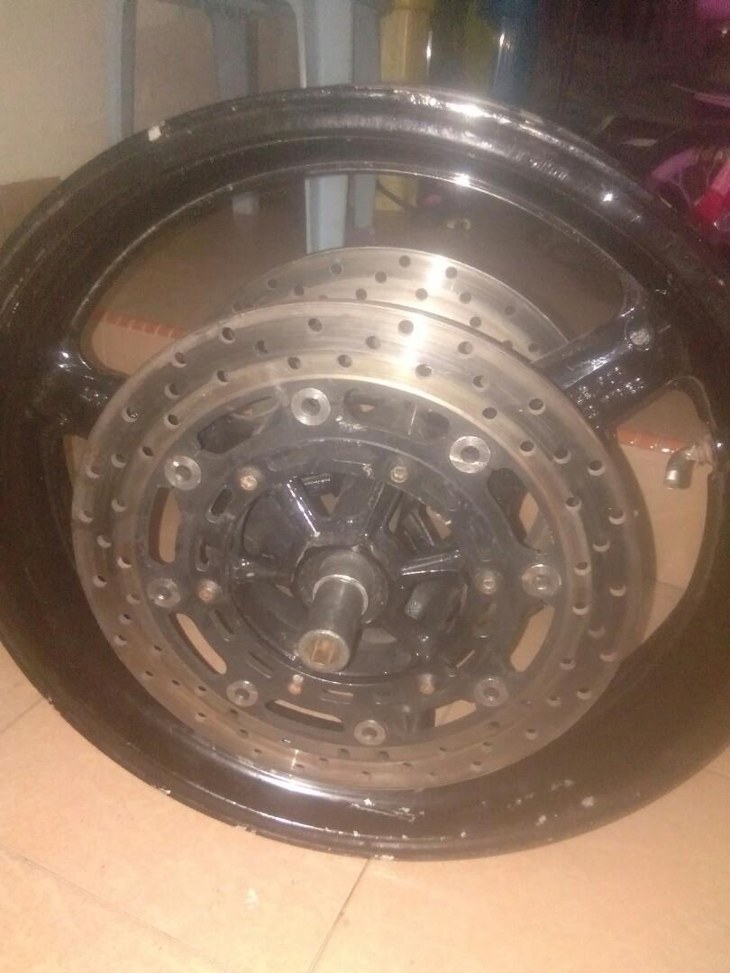 Yamaha r1 front rim, Auto Accessories on Carousell
