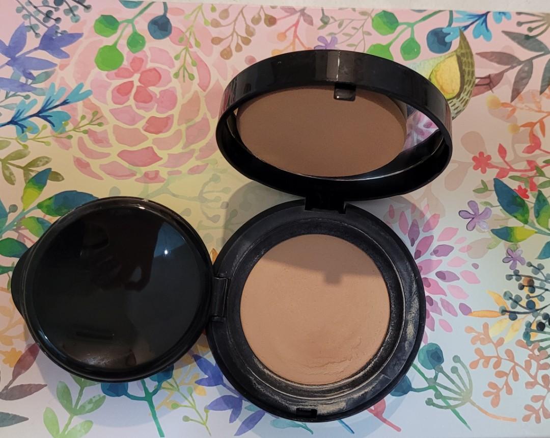 YSL compact foundation, Beauty & Personal Care, Face, Makeup on Carousell