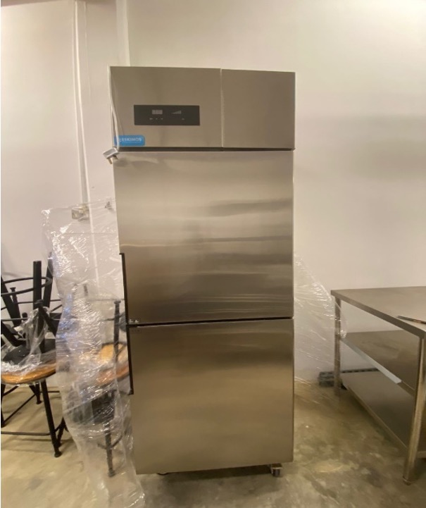 Commercial Freezer - 2-door B3 Static freezer, TV & Home Appliances ...