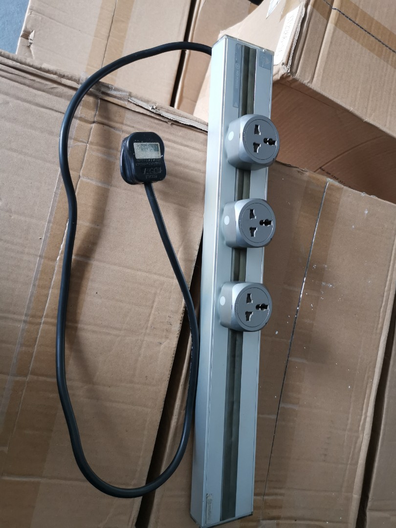 Eubiq power track, TV & Home Appliances, Electrical, Adaptors & Sockets ...