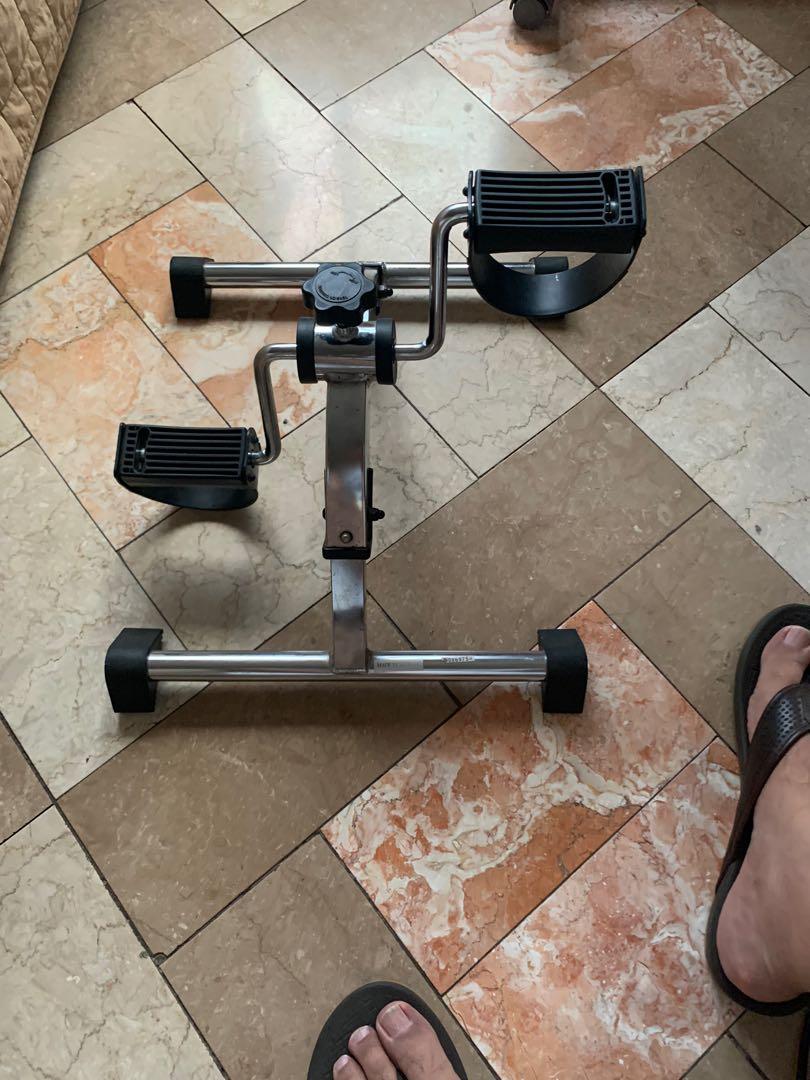 Foot and hand pedal therapy, Sports Equipment, Exercise & Fitness ...