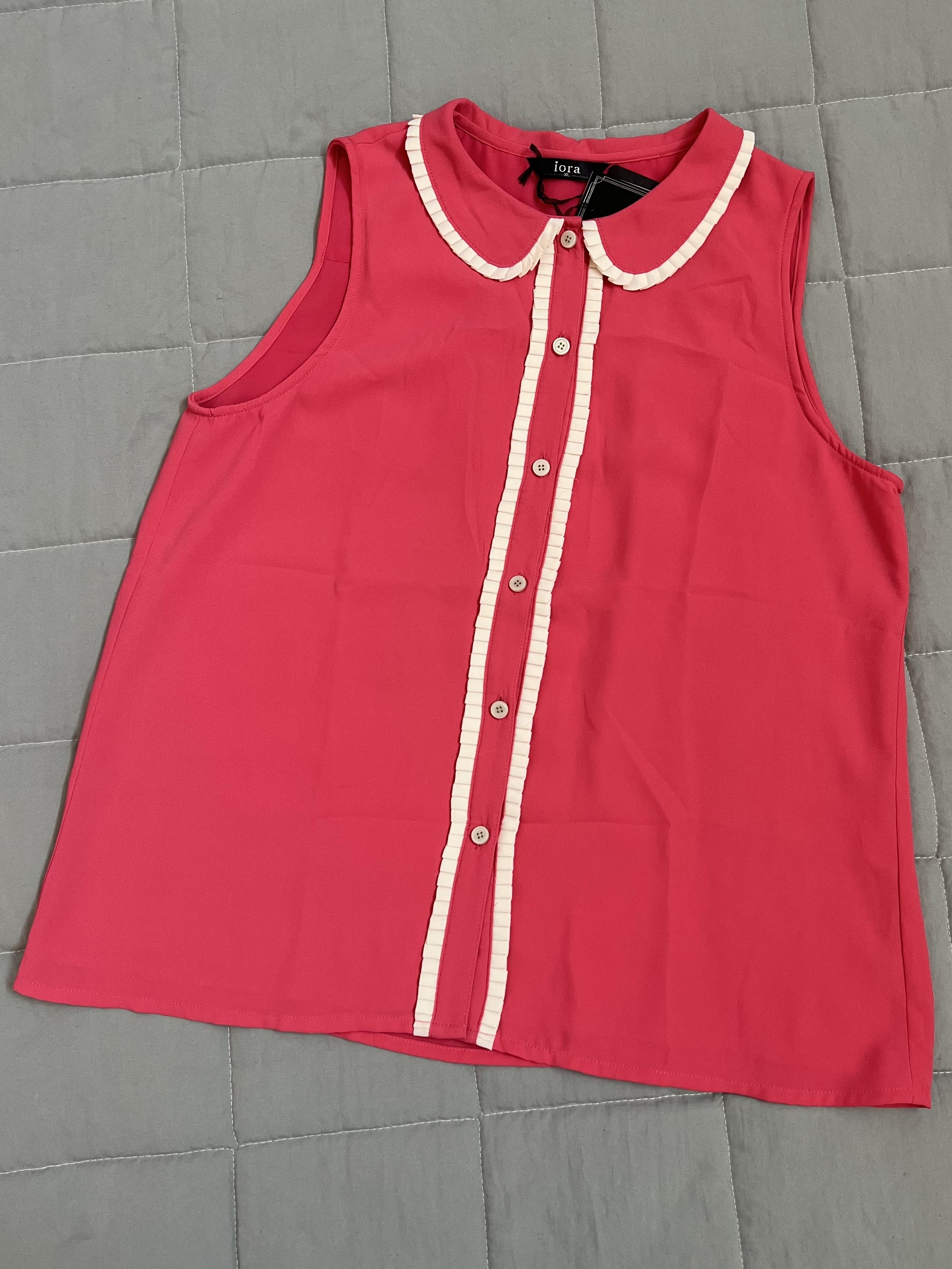 Iora Top, Women's Fashion, Tops, Sleeveless on Carousell