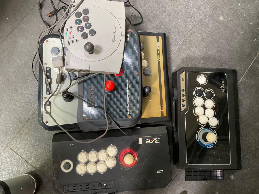 Joystick Ps1 6 Joysticks For 120 Video Gaming Gaming Accessories Controllers On Carousell
