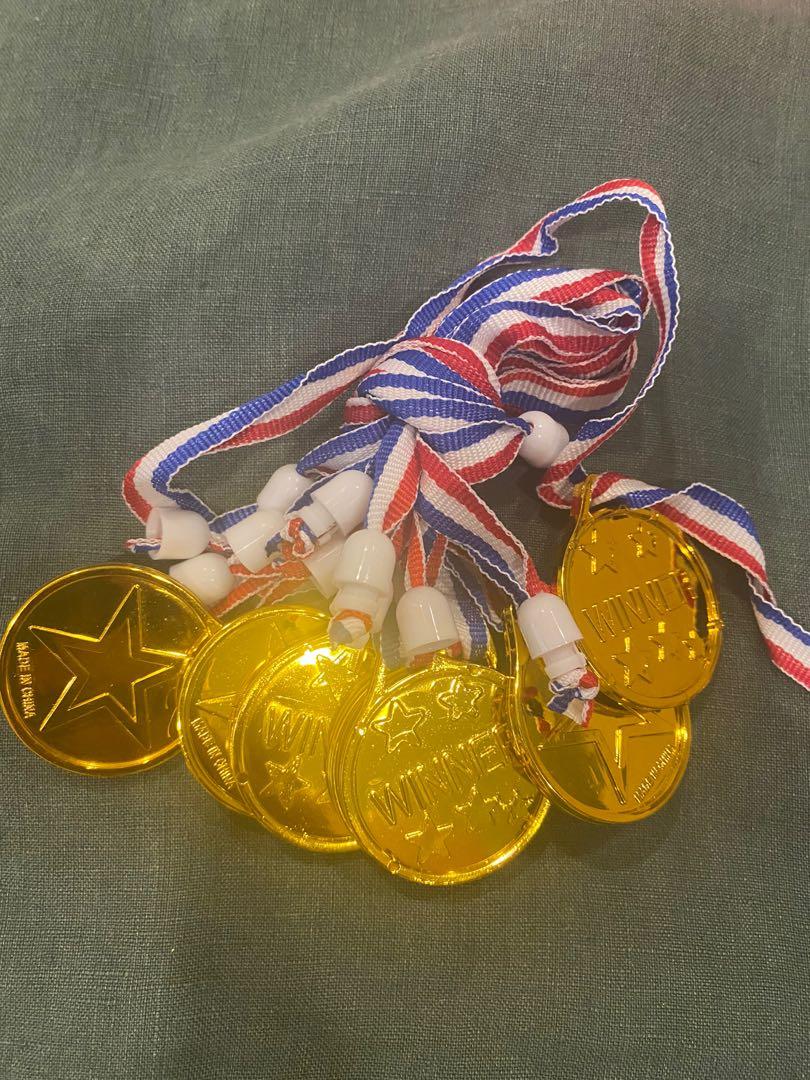 Kids toy plastic medals sports day party, Hobbies & Toys, Toys & Games ...