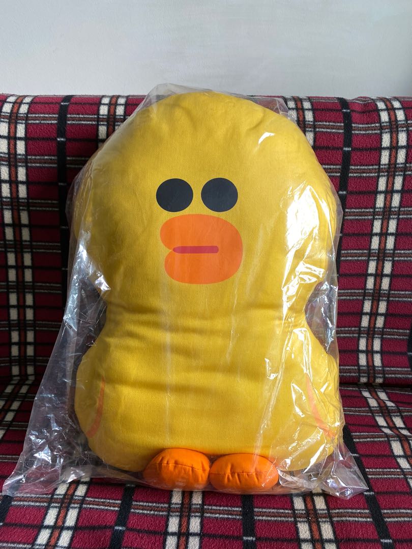 LINE Friends Giant Sally, Hobbies & Toys, Toys & Games on Carousell