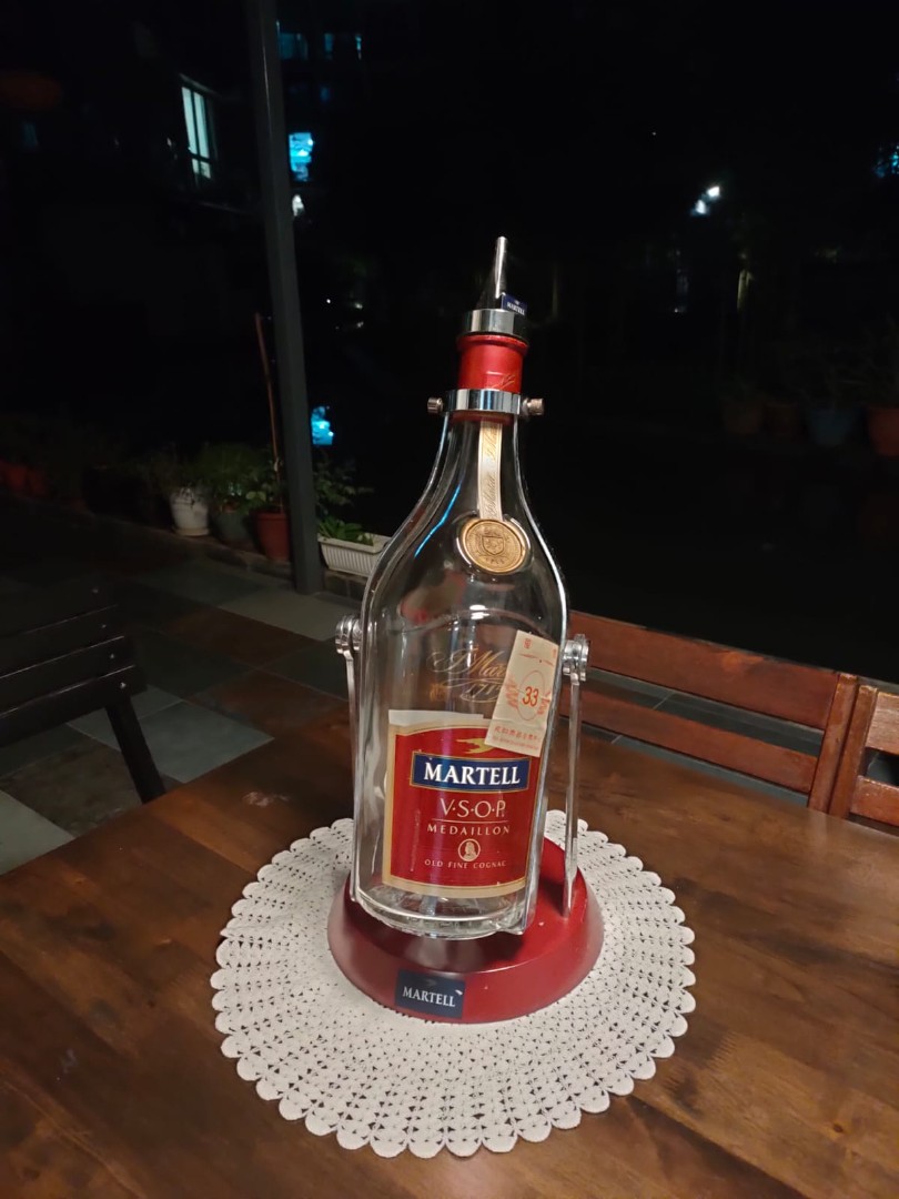 MARTELL V.S.O.P Display Bottle, Hobbies & Toys, Memorabilia ...