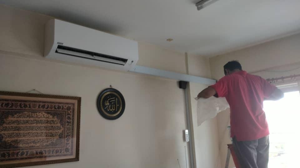 Pemasangan aircond Dan service chemical, Services, Others on Carousell