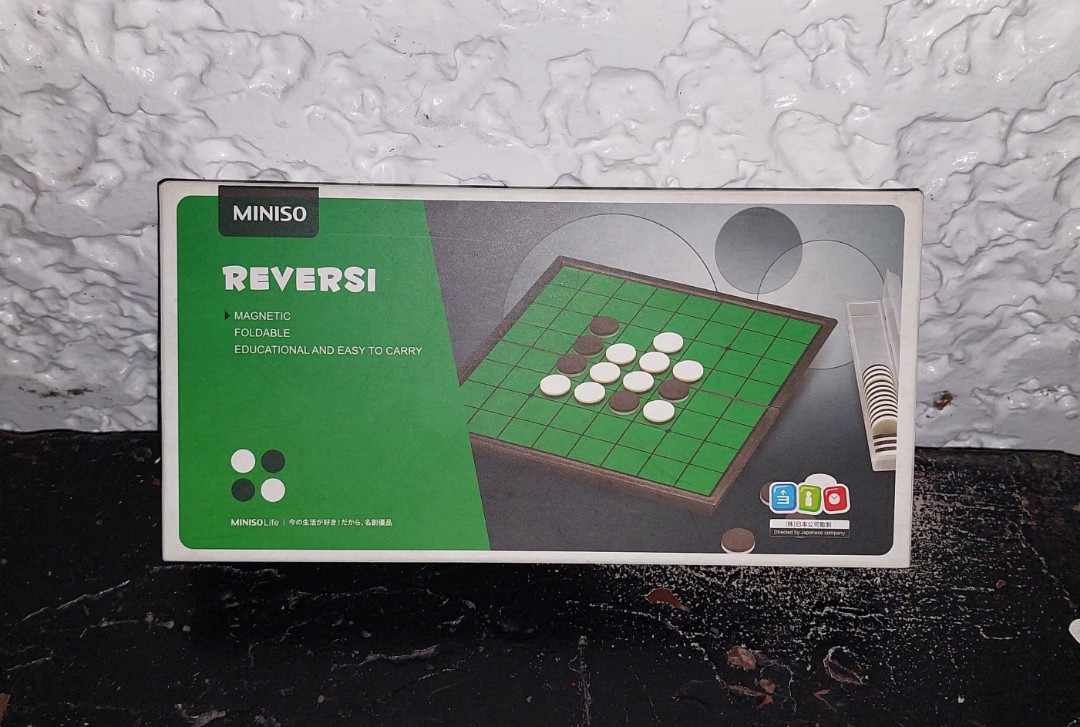 REVERSI (Othello) by Miniso, Hobbies & Toys, Toys & Games on Carousell
