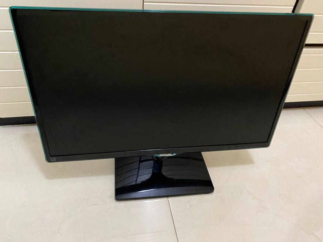 Samsung monitor S24D390, 電腦＆科技, 電腦周邊及配件, 電子屏幕 - Carousell