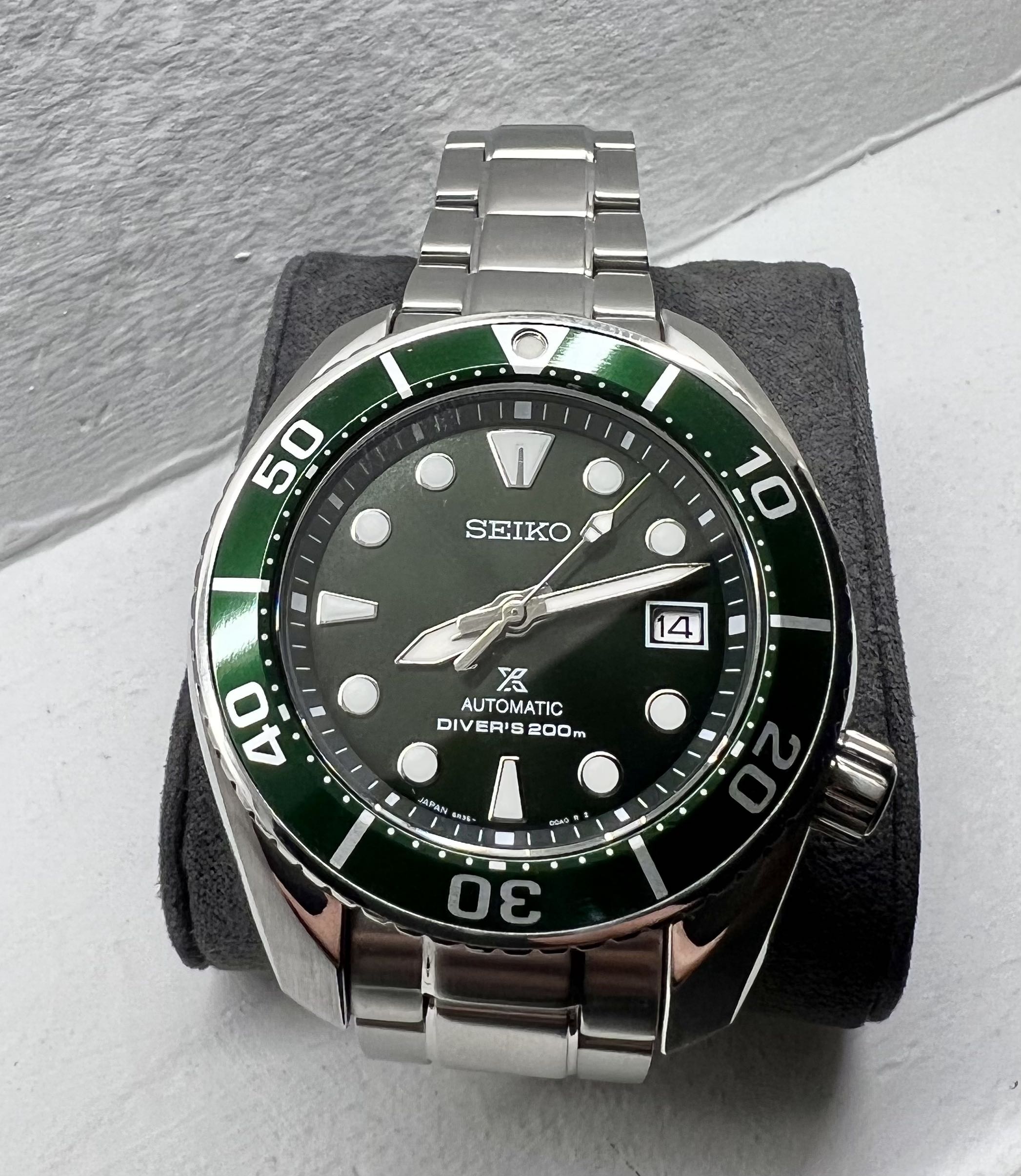 Seiko Prospex Green Sumo SPB103J1 (No Box), Men's Fashion, Watches ...