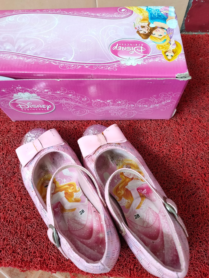 Sepatu princess anak TK, Bayi & Anak, Lainnya di Carousell
