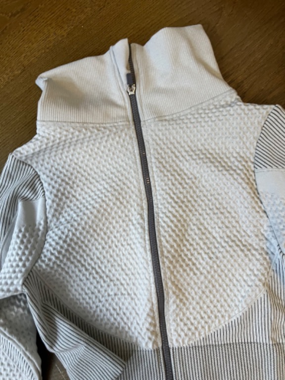 Shein Work out set, Women's Fashion, Activewear on Carousell