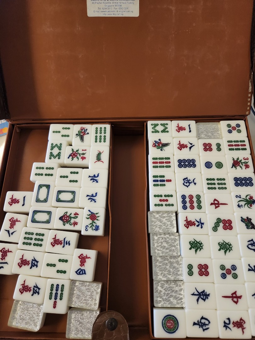 Silver Mahjong Set, Hobbies & Toys, Toys & Games on Carousell