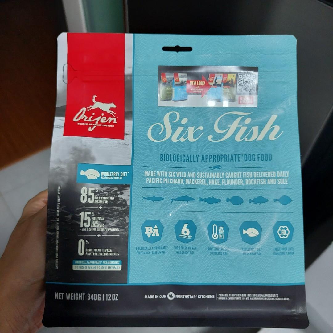 Six fish kibbles, 340g x 2, Pet Supplies, Pet Food on Carousell