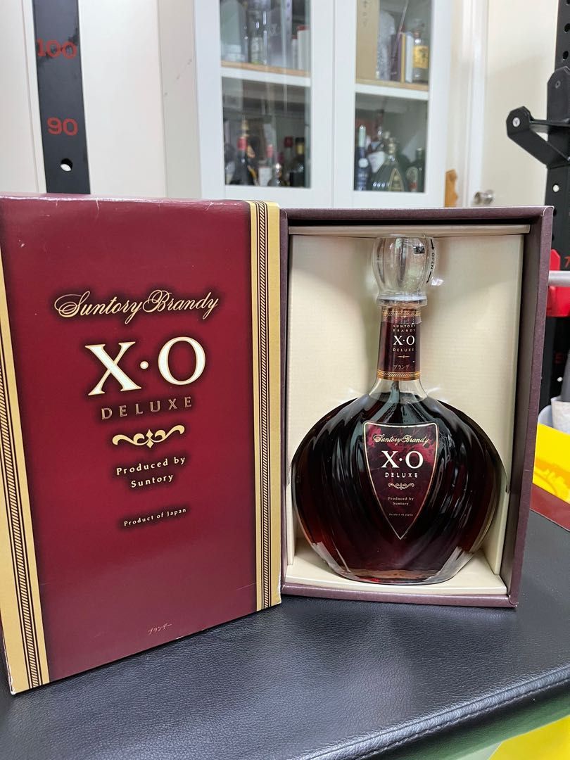 SUNTORY DELUXE XO700ml 有盒+suntory vsop 700ml 冇盒+suntory whisky 700ml 40% 有盒有杯, 嘢食 & 嘢飲, 酒精飲料 ...