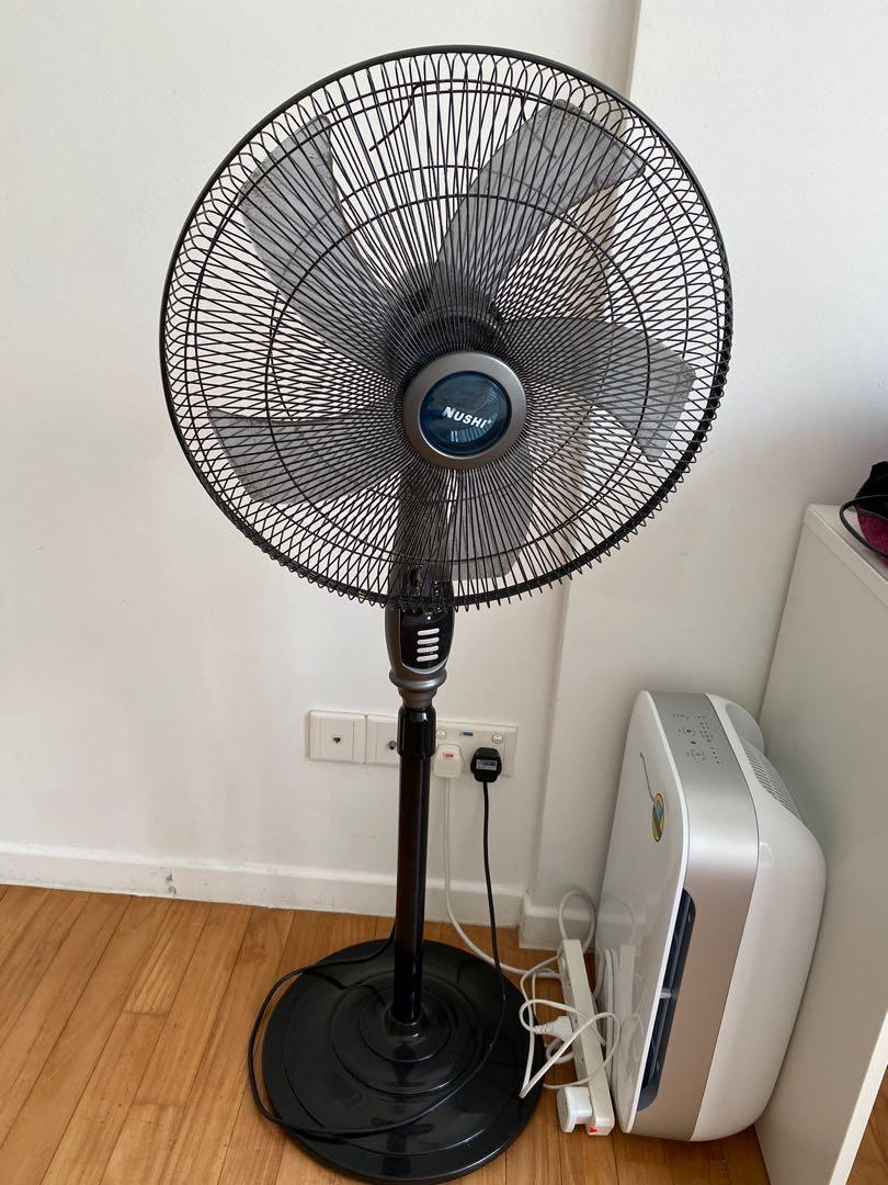 Tall fan, Furniture & Home Living, Lighting & Fans, Fans on Carousell