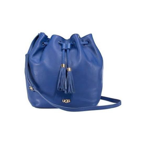 UGG Australia Rae Bucket Bag, Women's Fashion, Bags & Wallets, Cross ...