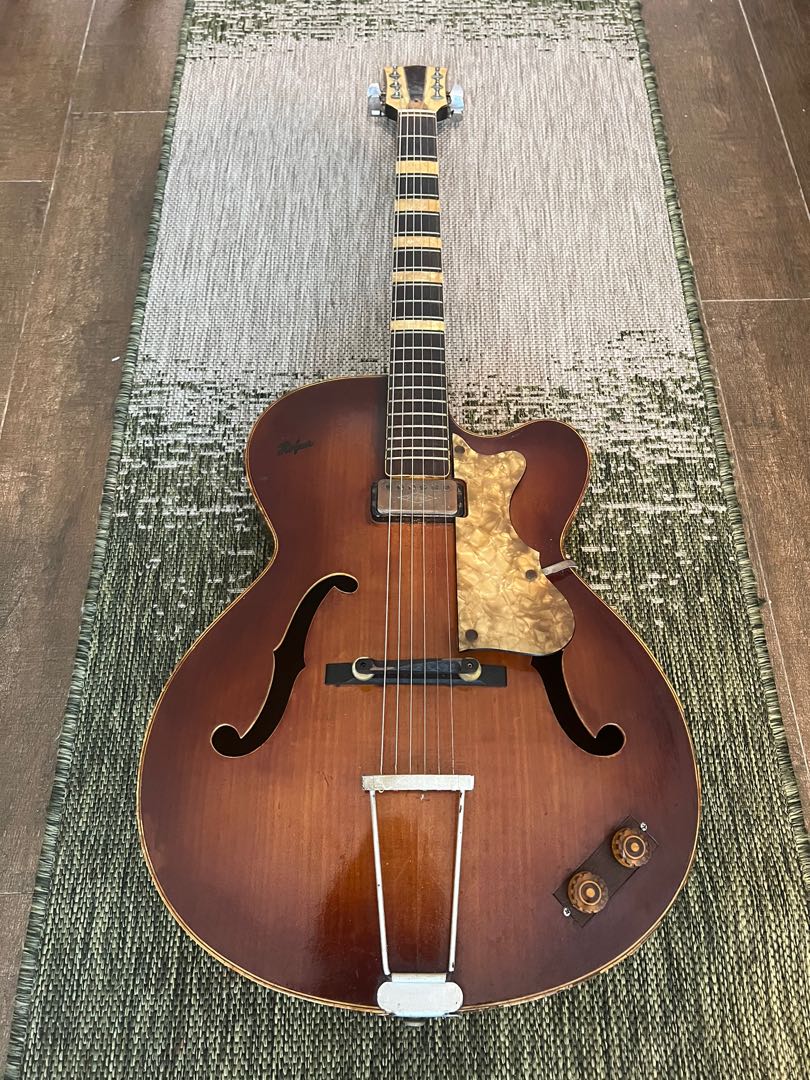 Vintage Hofner electric archtop, Hobbies & Toys, Music & Media, Musical Instruments on Carousell