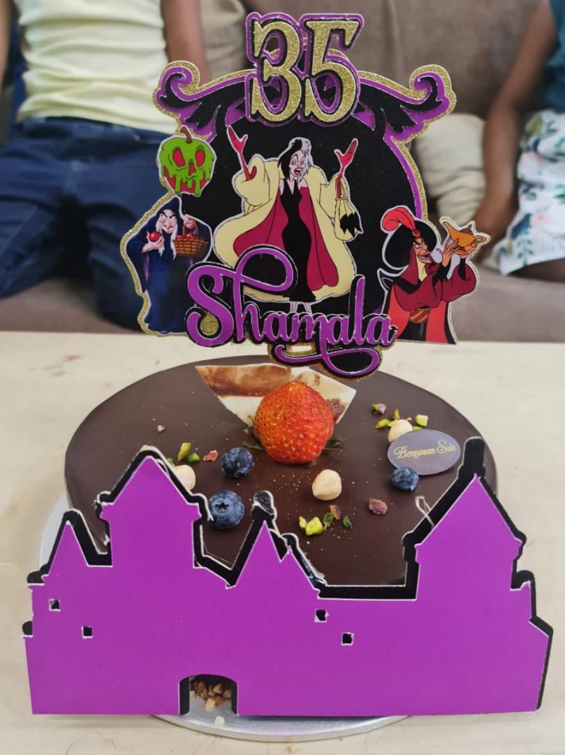 2D complex character cake topper, Hobbies & Toys, Stationery & Craft ...
