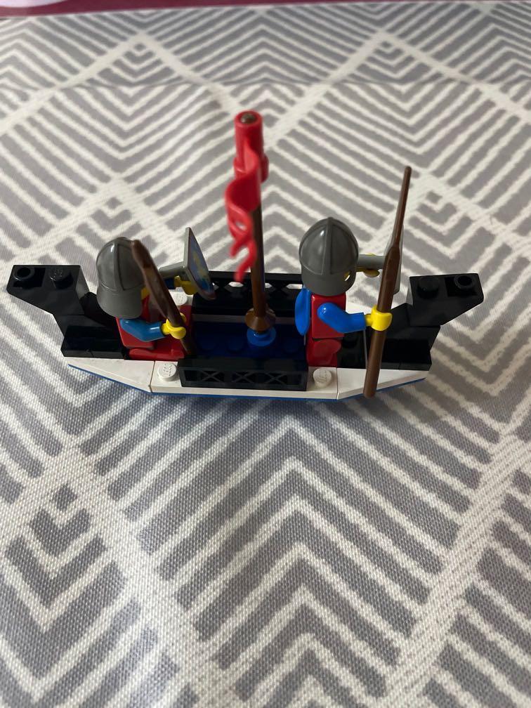 絕版 Lego 6017 King’s Oarsmen, 興趣及遊戲, 玩具 & 遊戲類 - Carousell