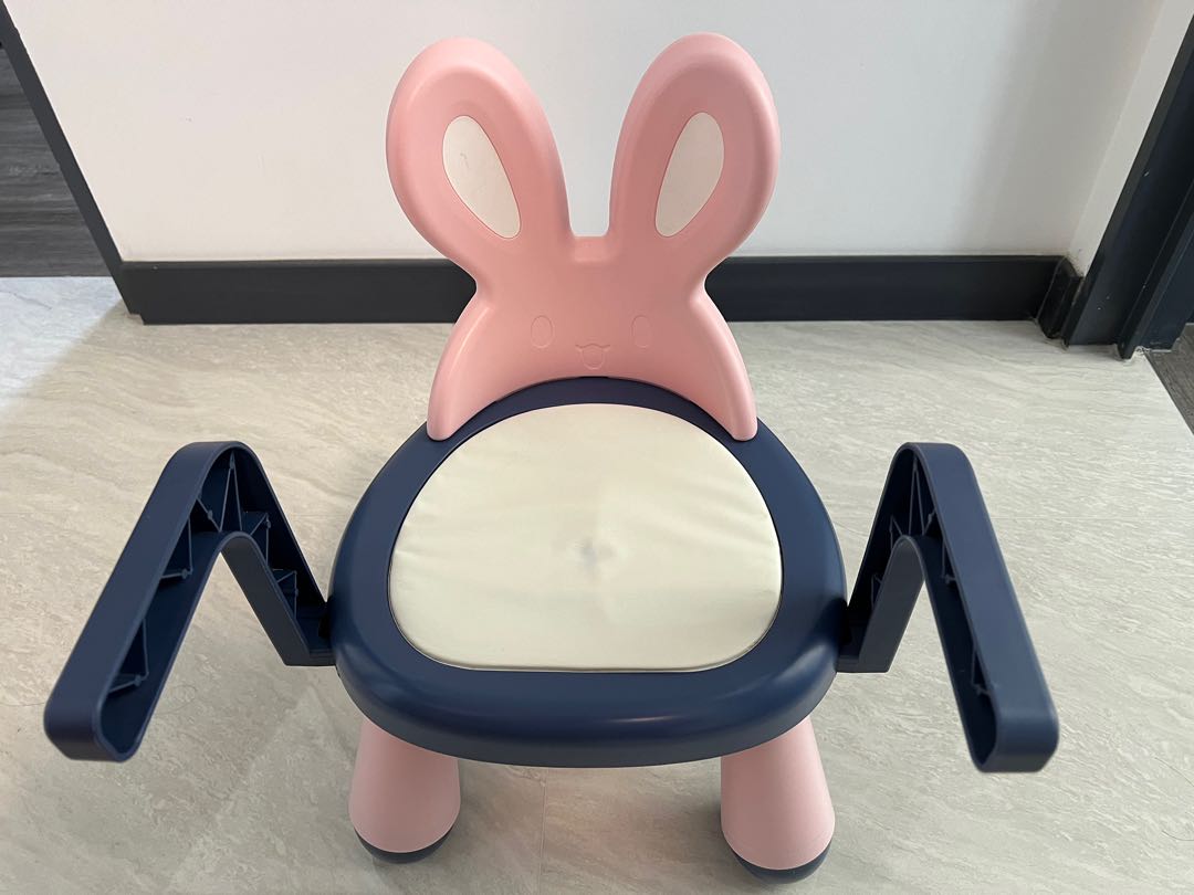 Baby Squeaking Chair, Babies & Kids, Baby Nursery & Kids Furniture ...