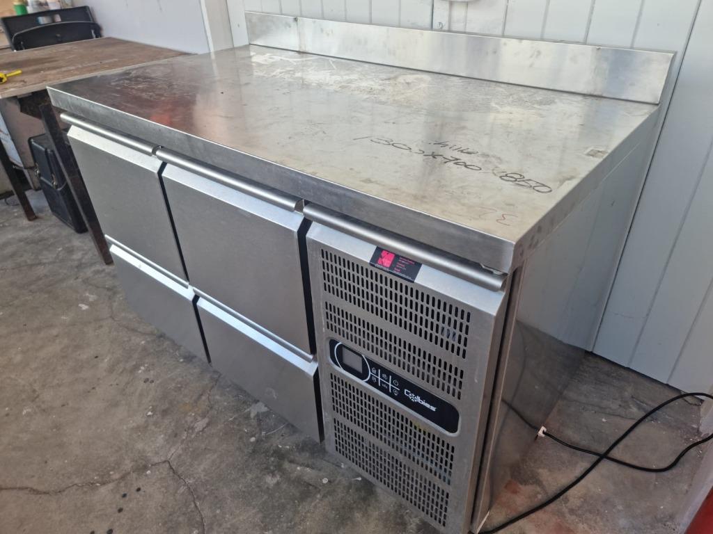 CHILLER 4 DRAWER COUNTER CHILLER STAINLESS STEEL SOLID USED, Furniture ...