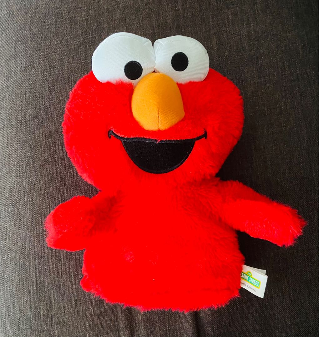 Elmo hand puppet, Hobbies & Toys, Toys & Games on Carousell