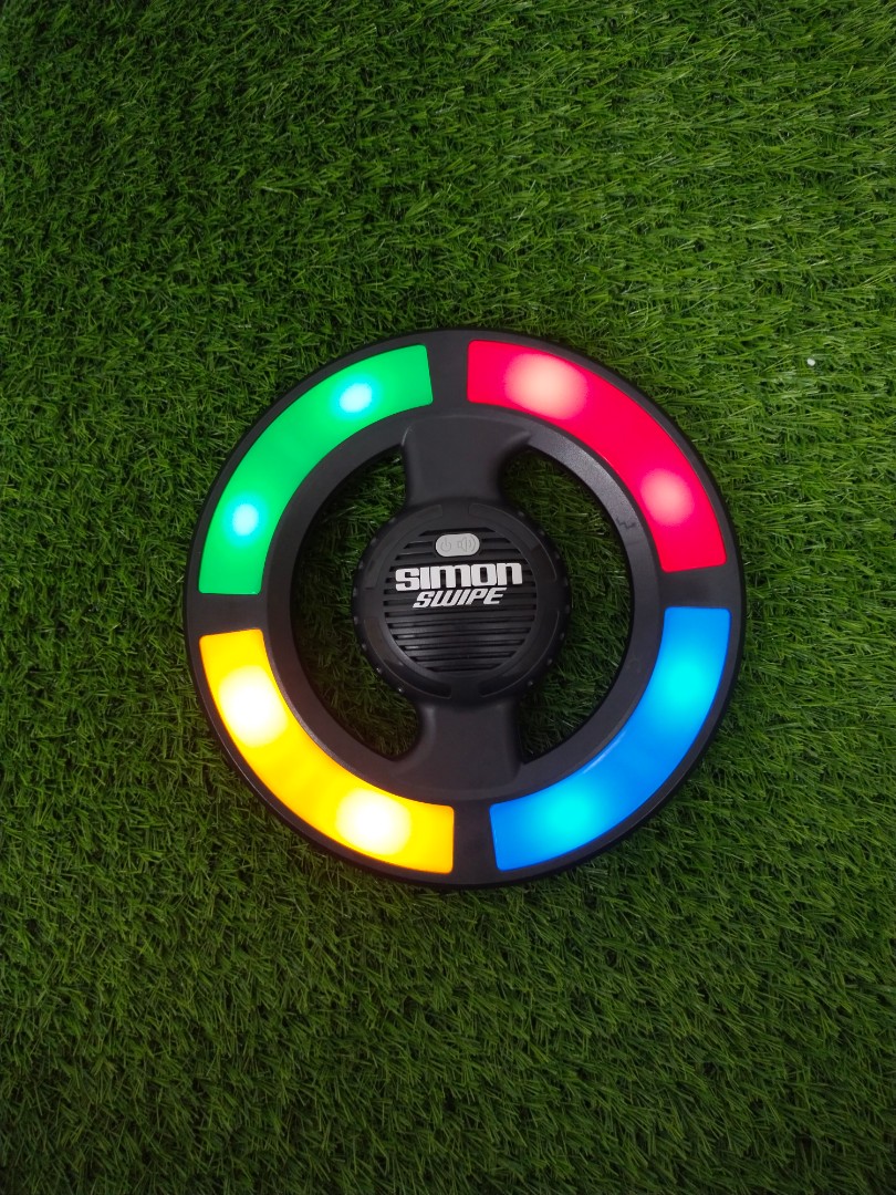 Hasbro Simon Swipe Games, Hobbies & Toys, Toys & Games on Carousell