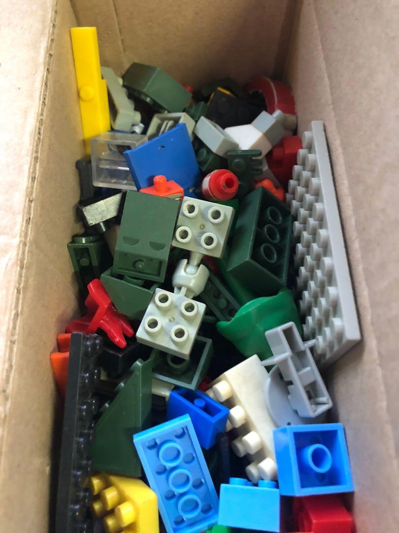 Lego Alt 700g++, Hobbies & Toys, Toys & Games on Carousell