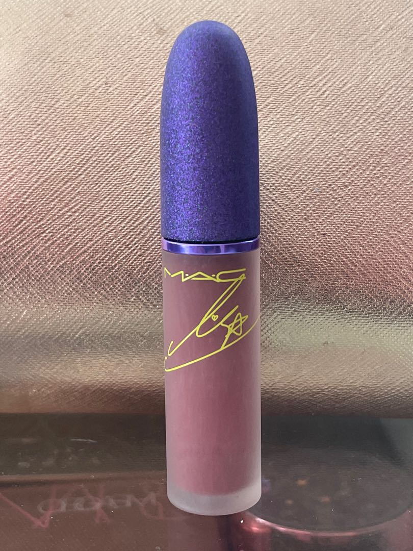 MAC x Lisa Powder Kiss Liquid Lipcolour in Pink Roses, Beauty ...