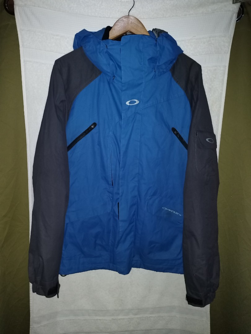 OAKLEY WATERPROOF JACKET, Men's Fashion, Coats, Jackets and Outerwear ...