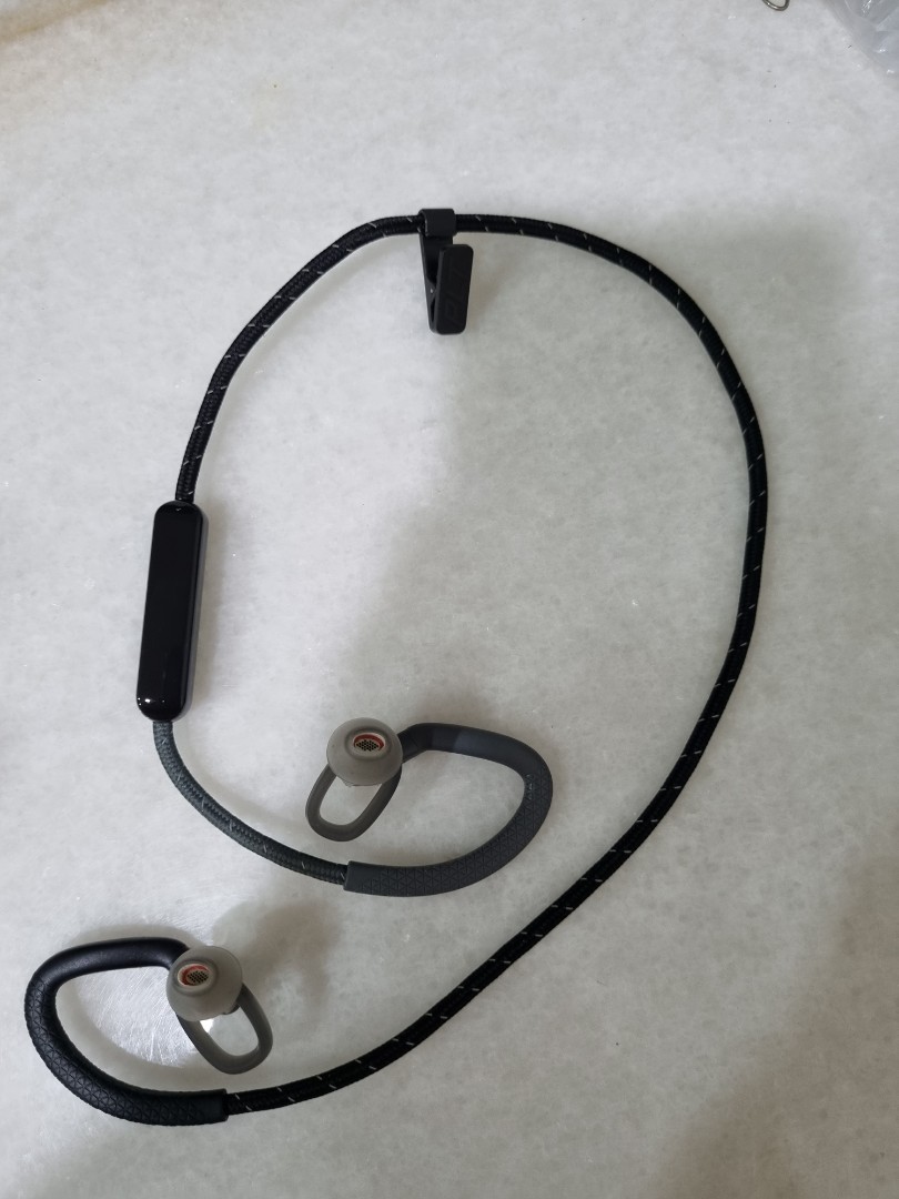 PLT Bluetooth earbuds, Audio, Headphones & Headsets on Carousell