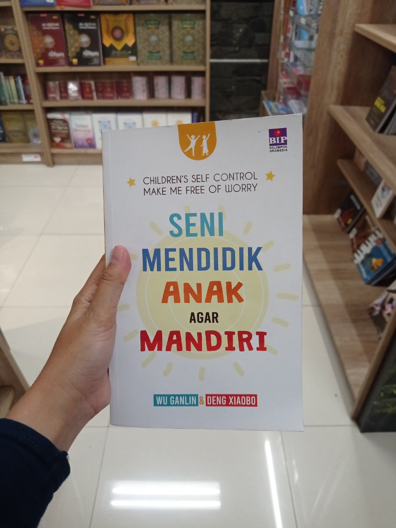Seni mendidik anak agar mandiri original, Buku & Alat Tulis, Buku di ...