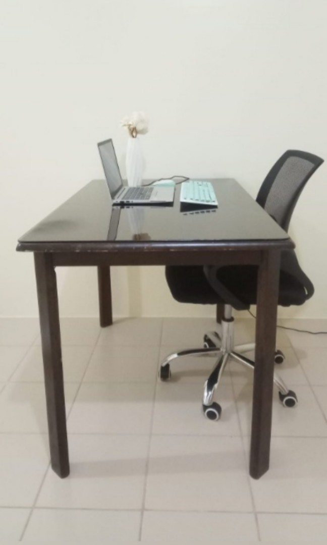 Table RUSH SALE!!! Dining Table PRICE BEFORE: 2,900 NOW P2500 ONLY ...