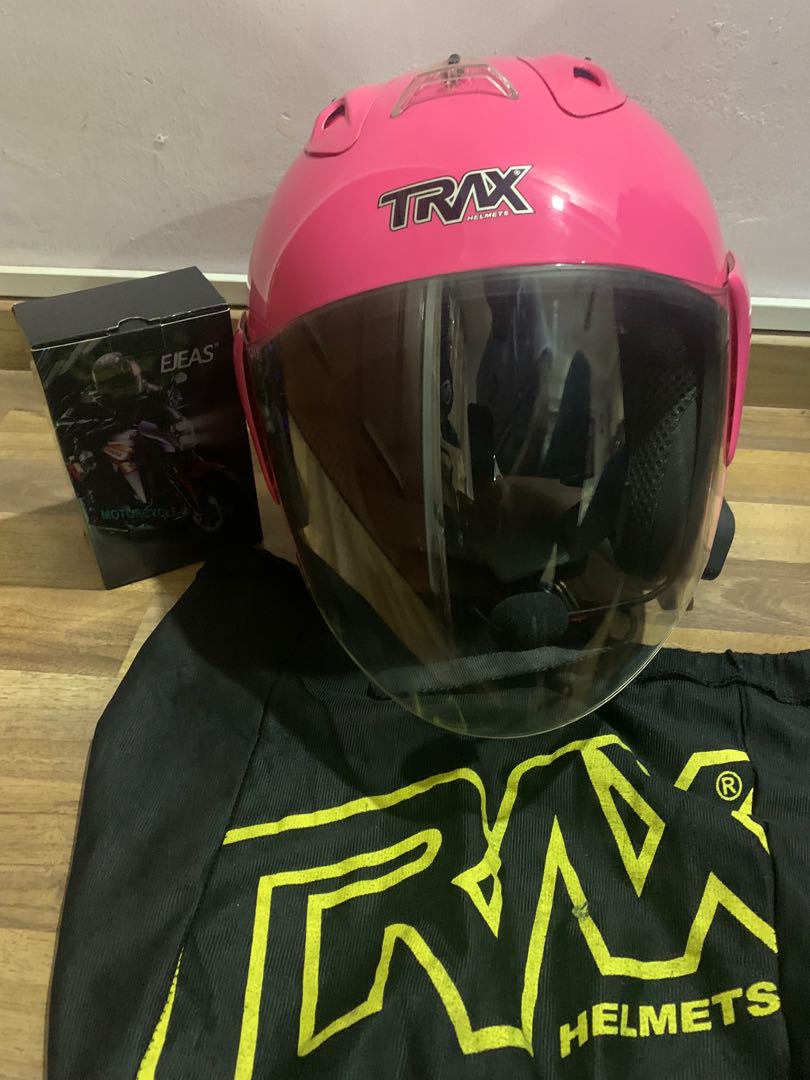 TRAX Helmet Size L With The New Bluetooth intercom( PSB Approved ...