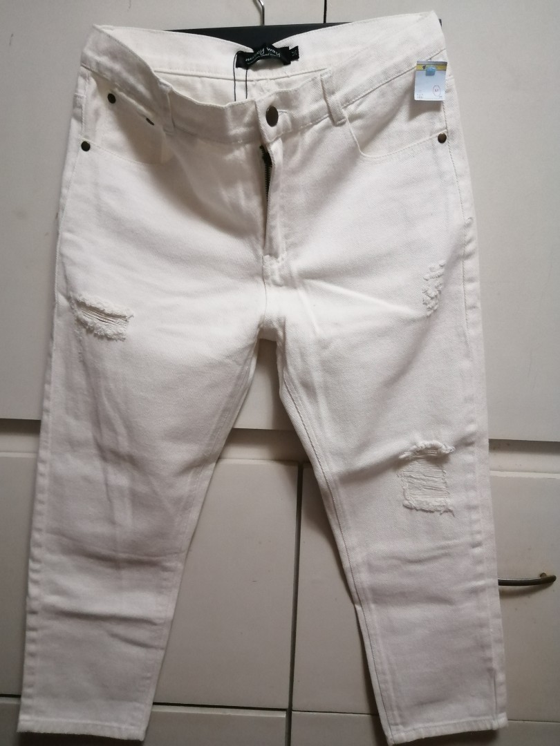 White Ripped Jeans, Women's Fashion, Bottoms, Jeans on Carousell