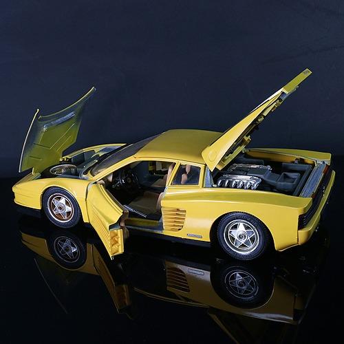 1/18 Yellow Ferrari Testerossa 1984 Doors Booth Bonnet Openable Wheels ...