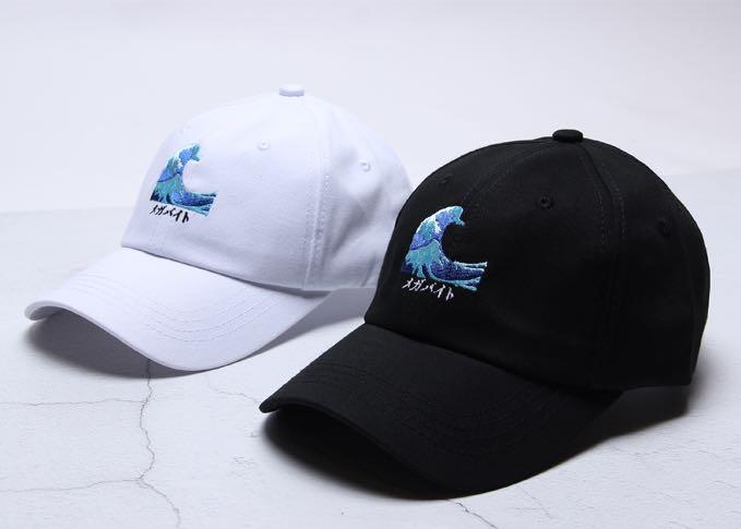 The Great Wave Off Kanagawa Baseball Cap, Men's Fashion, Watches ...