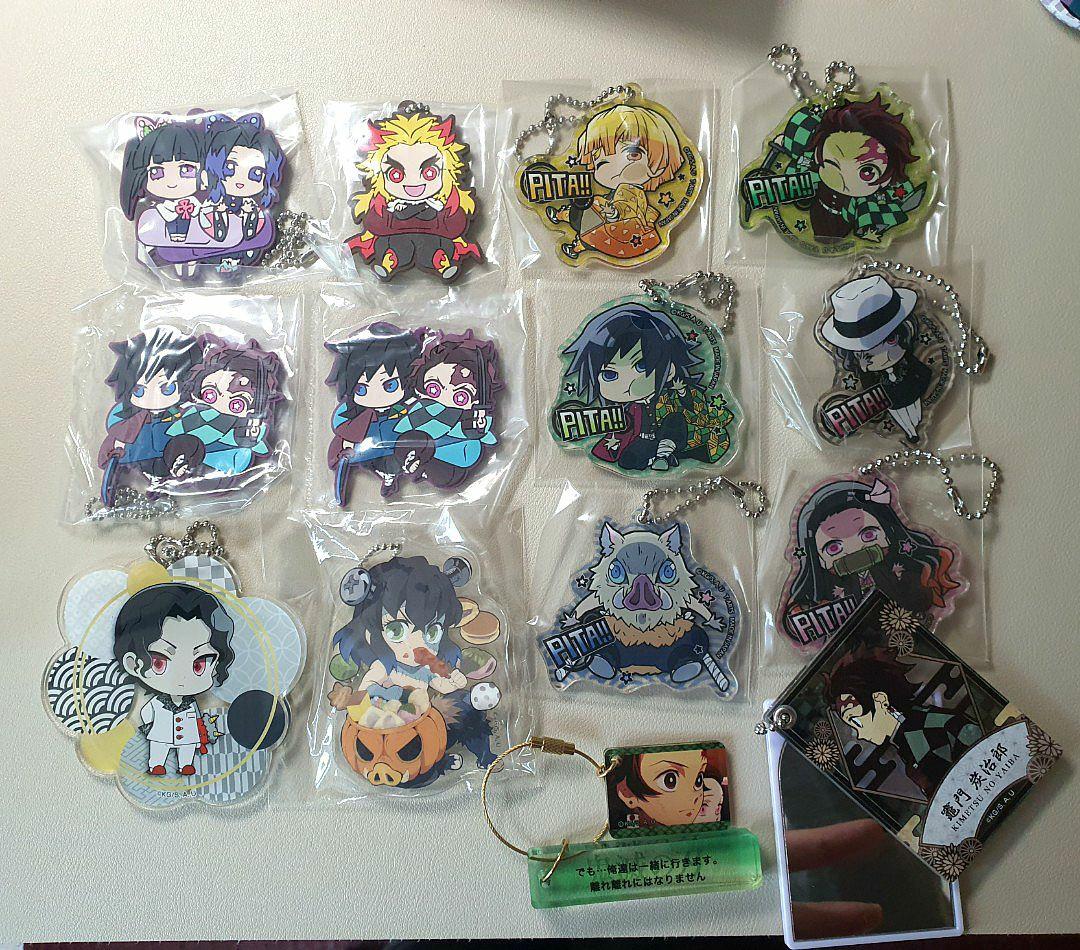 Anime merches (boku no Hero academia/ Kimetsu no Yaiba/ Ensemble stars ...