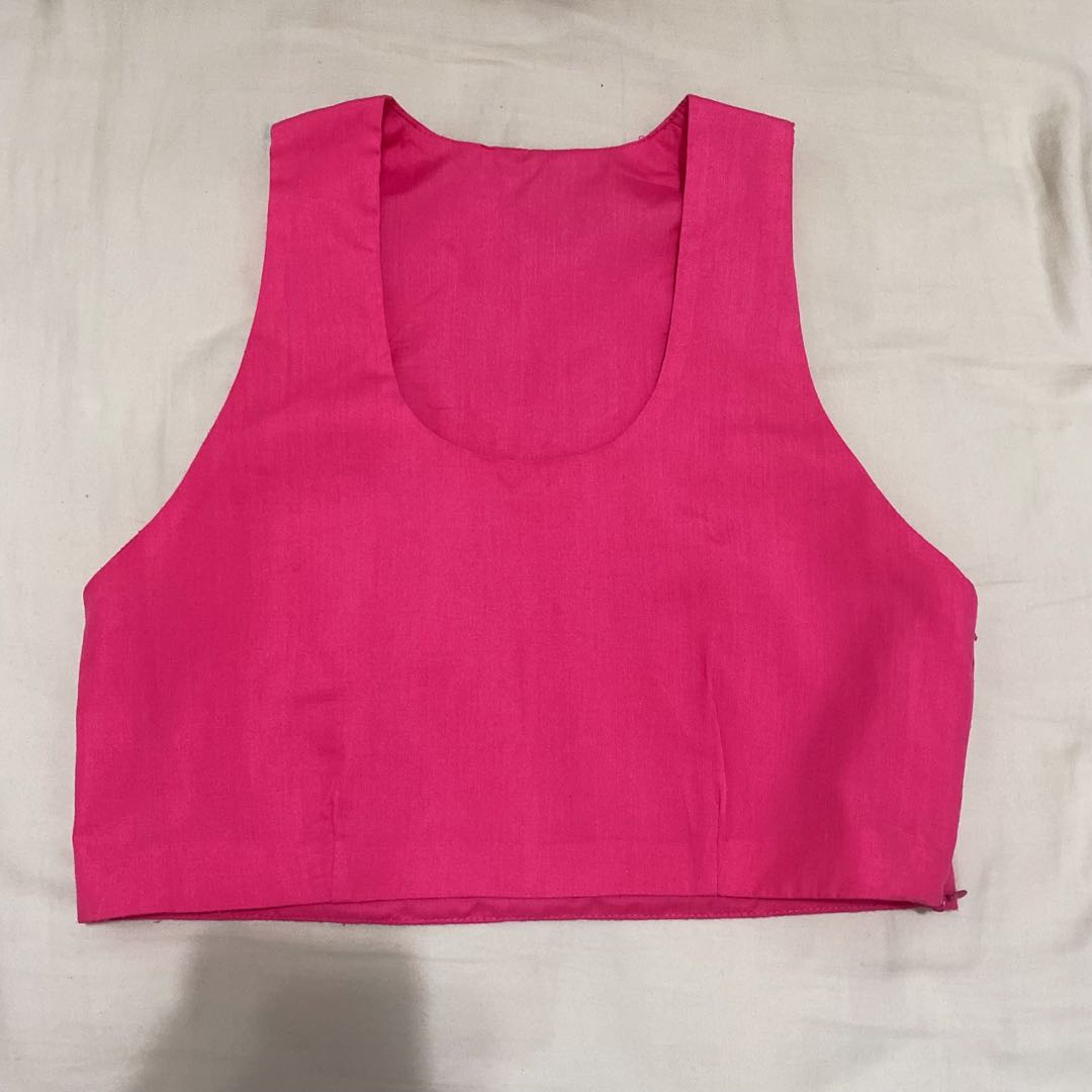 Araw the line insp Melfi halter top, Women's Fashion, Tops, Sleeveless ...