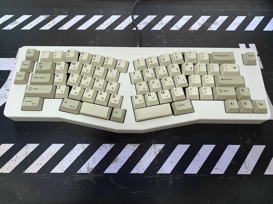 Bear 65 keyboard, Computers & Tech, Parts & Accessories, Computer ...