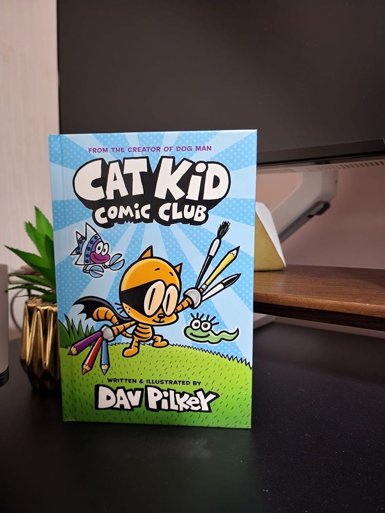 CAT KID COMIC CLUB by DAV PILKEY book 1, Hobbies & Toys, Books ...