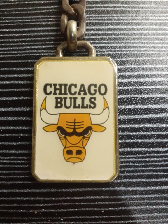 Chicago Bulls Keychain 1980s, Hobbies & Toys, Memorabilia ...