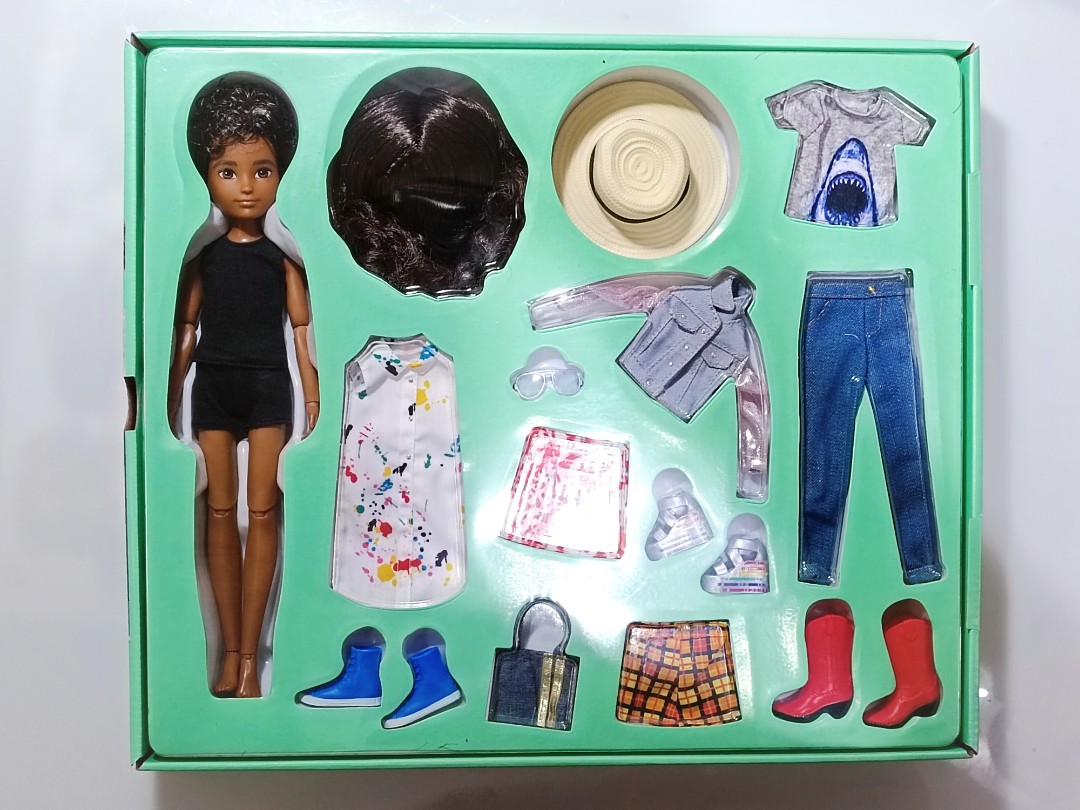 Creatable World Deluxe Character Kit Customizable Doll (Mattel Barbie ...