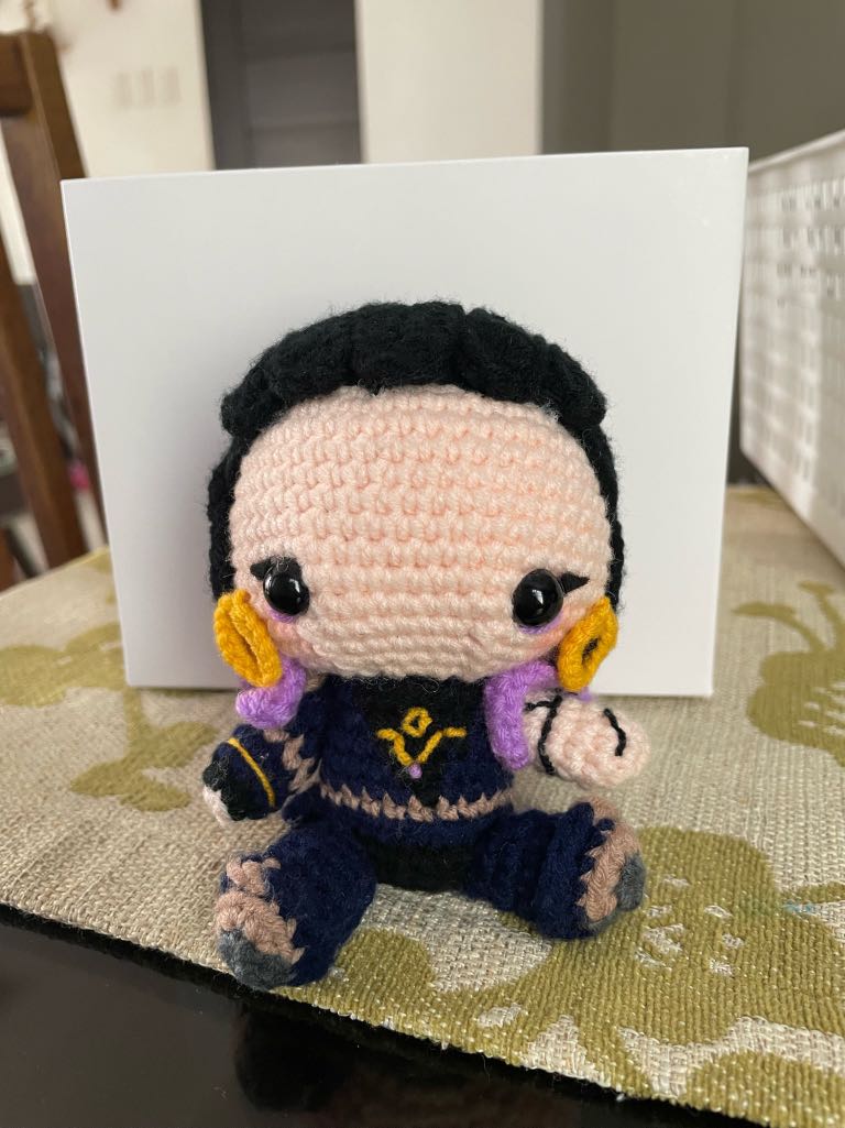 Crochet Valorant Agents (Reyna or Sage) by Janna Yarn, Hobbies & Toys ...