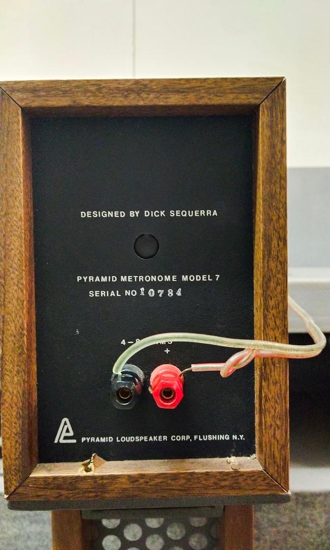 Dick Sequerra met 7 with stand, Audio, Soundbars, Speakers & Amplifiers ...