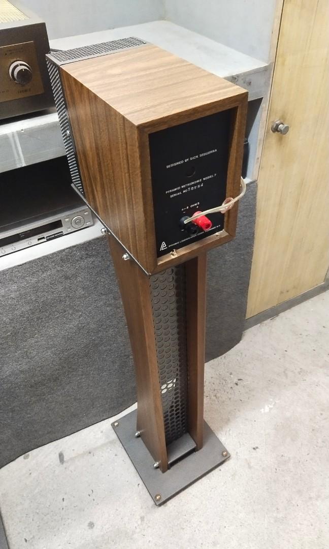 Dick Sequerra met 7 with stand, Audio, Soundbars, Speakers & Amplifiers ...
