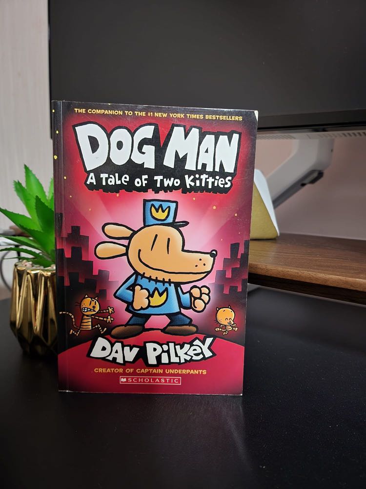 DOG MAN A TALE OF TWO KITTIES by DAV PILKEY book3, Hobbies & Toys ...