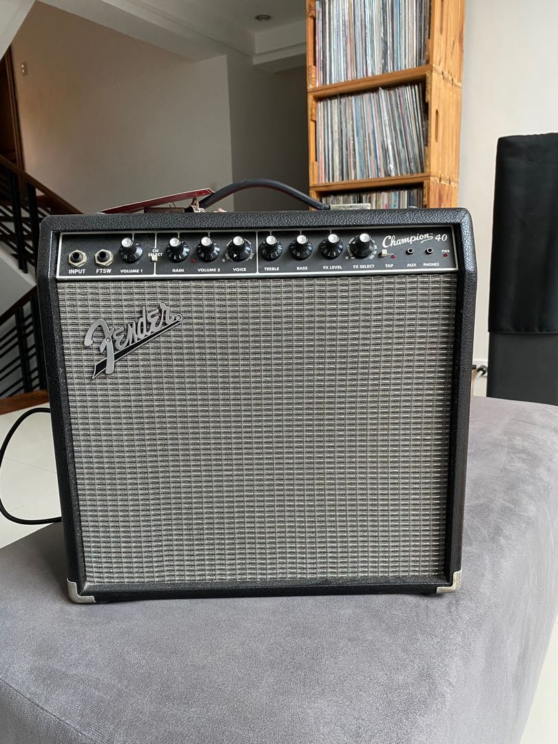 Fender Champion 40, Hobbies & Toys, Music & Media, Musical Instruments ...